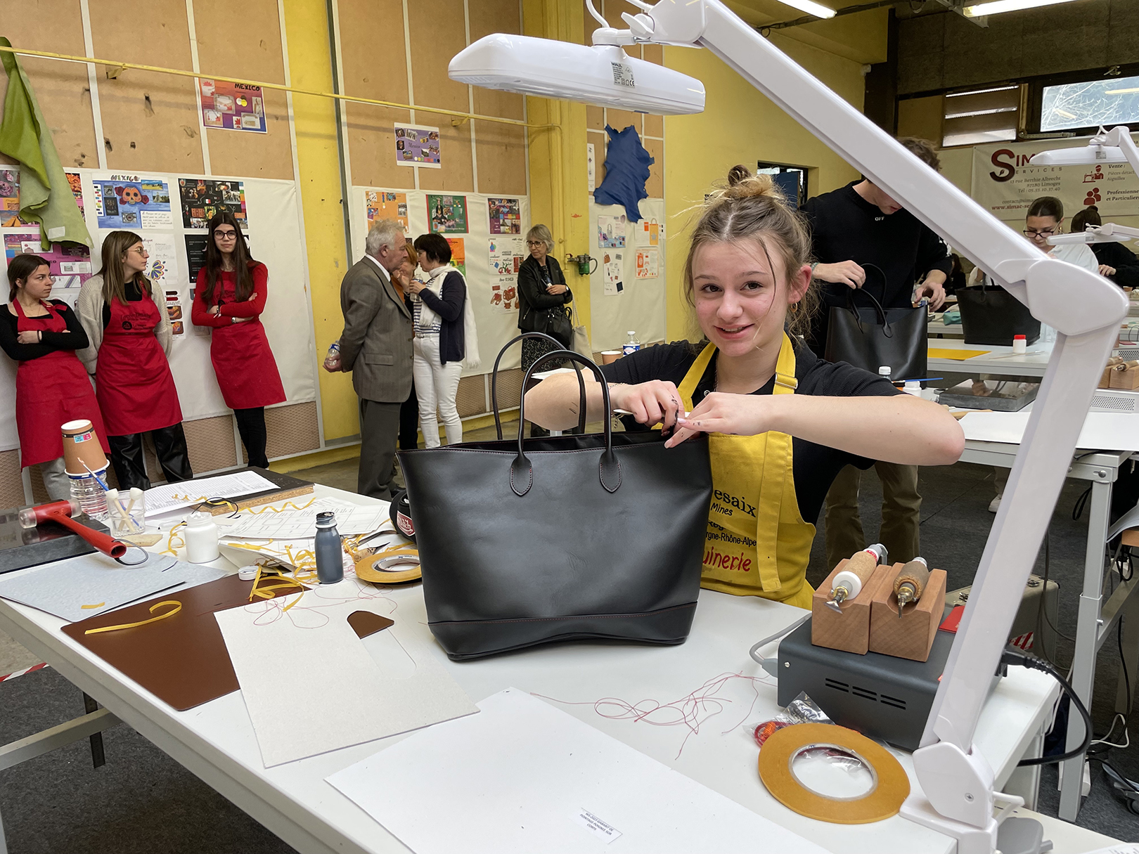 Sélections régionales Worlskills au LP Desaix en CAO et en Maroquinerie ...